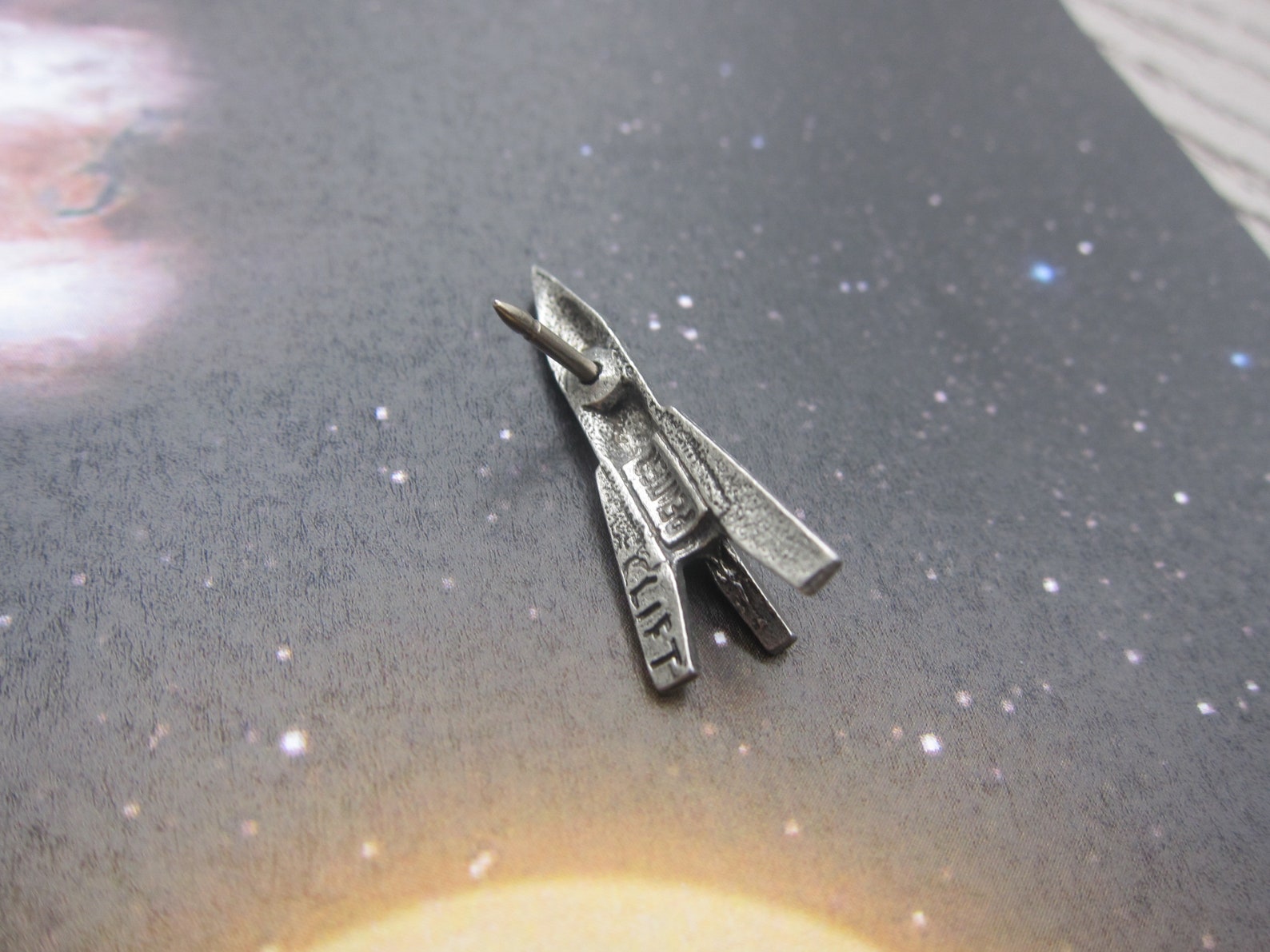 Rocket Lapel Pin CC212 Missile, Spacecraft, and Aircraft Pins, Rocket ...