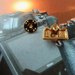 Camera Gold Dipped Pewter Lapel Pin - CC200G- Photo, Photographer, and ...
