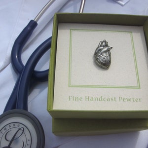 Human Heart Lapel Pin - CC389- Medical and Anatomy Pins for Doctors and ...
