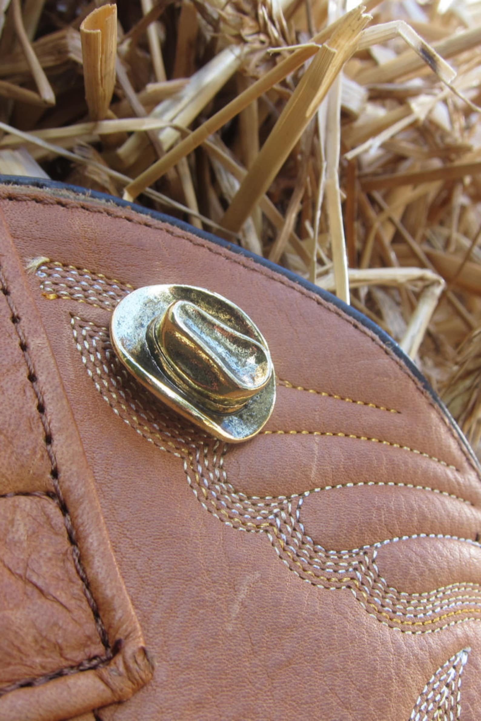 Gold Cowboy Hat Lapel Pin-cc451g- Cowboy, Rodeo, Cowgirl, Western Pins ...