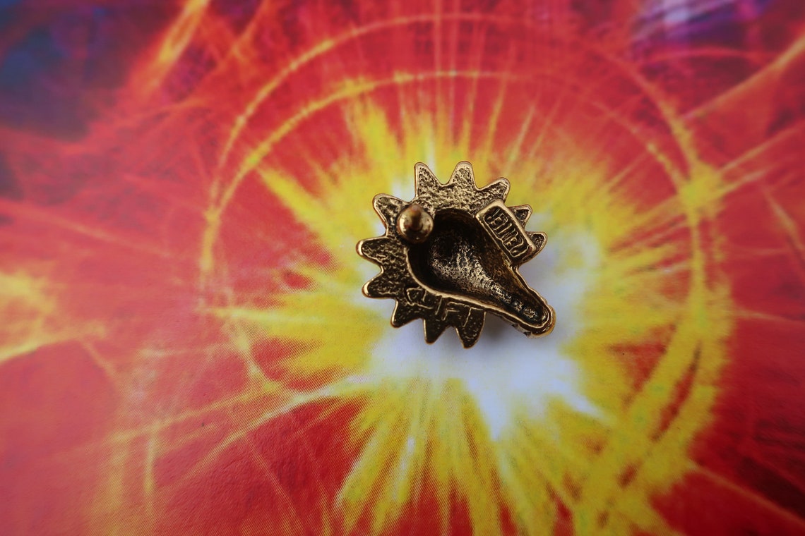 Gold Lightbulb Lapel Pin CC164G Light Bulb Electric | Etsy