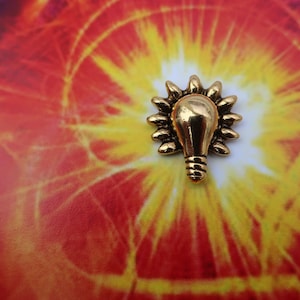 Gold Lightbulb Lapel Pin- CC164G- Light Bulb, Electric, Electricity ...
