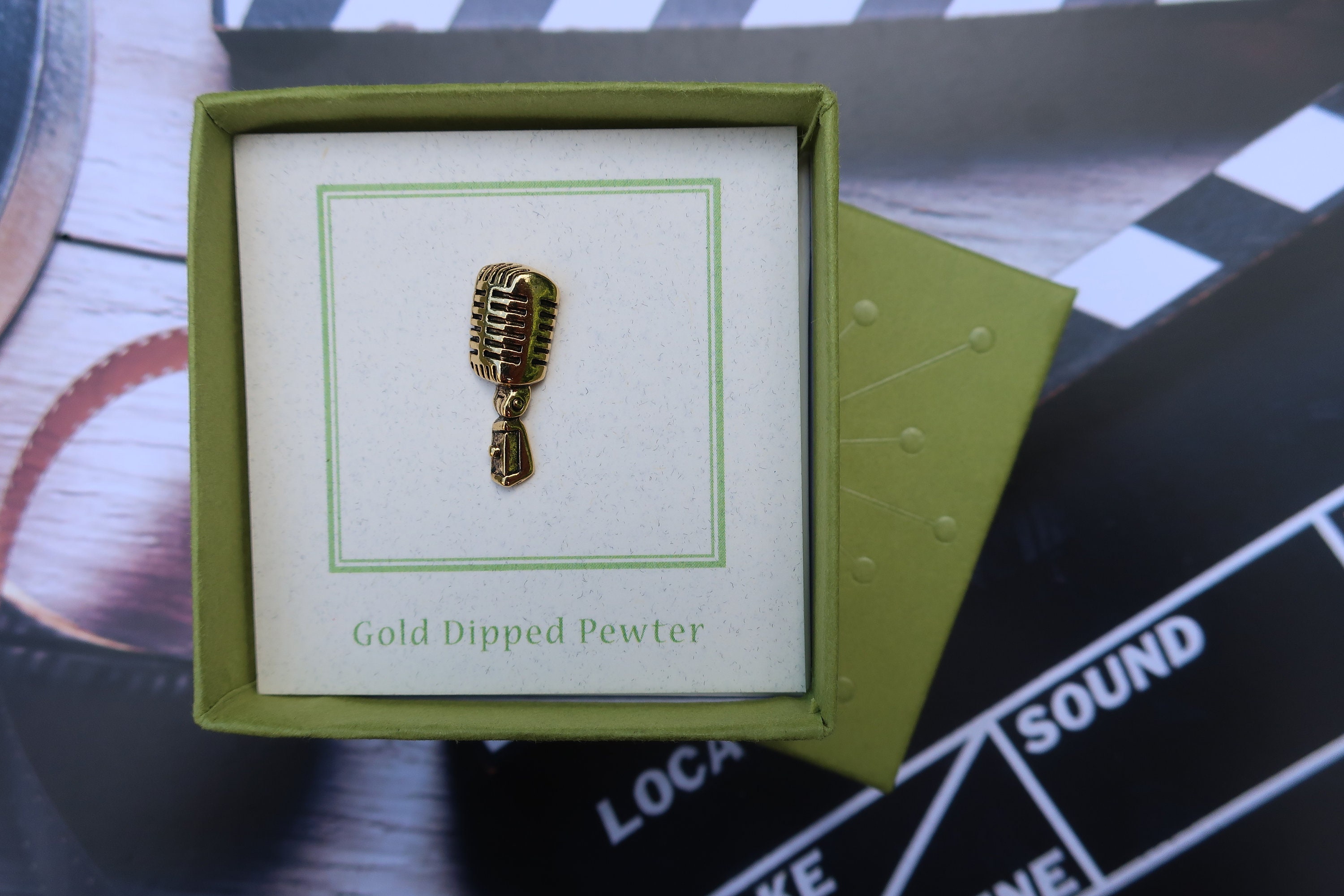 Gold Microphone Lapel Pin-cc529g- Mic, Broadcast, and Sound Wave Pins ...