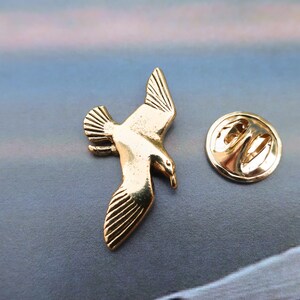 Seagull Gold Dipped Pewter Lapel Pin- CC119G- Seagull, Beach, Seaside ...