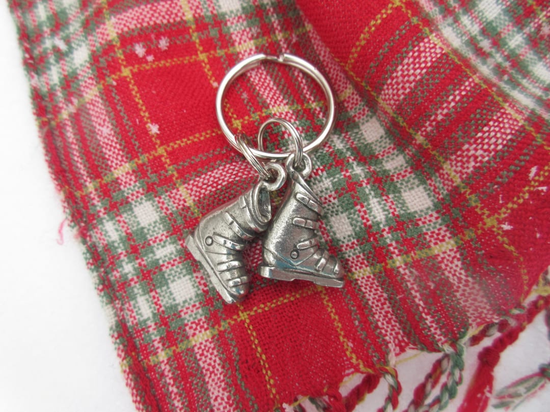 Ski Boots Keychain- K105- Skiing Gifts for Skiers - Etsy