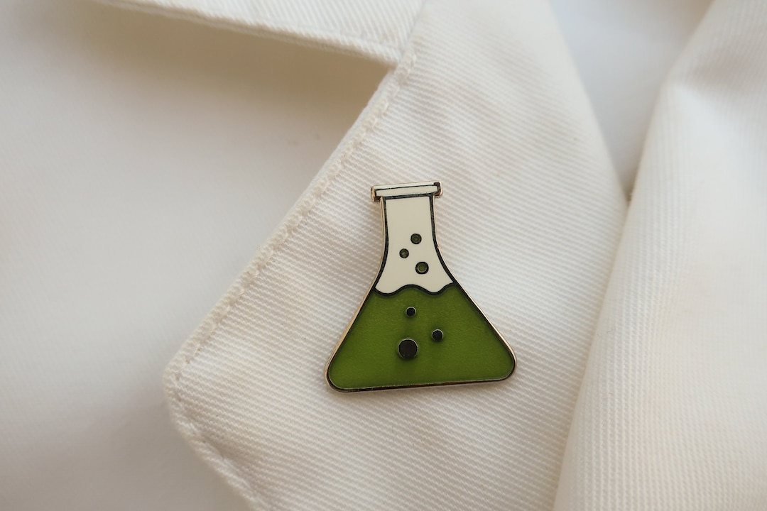 Flask Enamel Lapel Pin- EP117- Flask, Lab, Laboratory, Science, Science ...