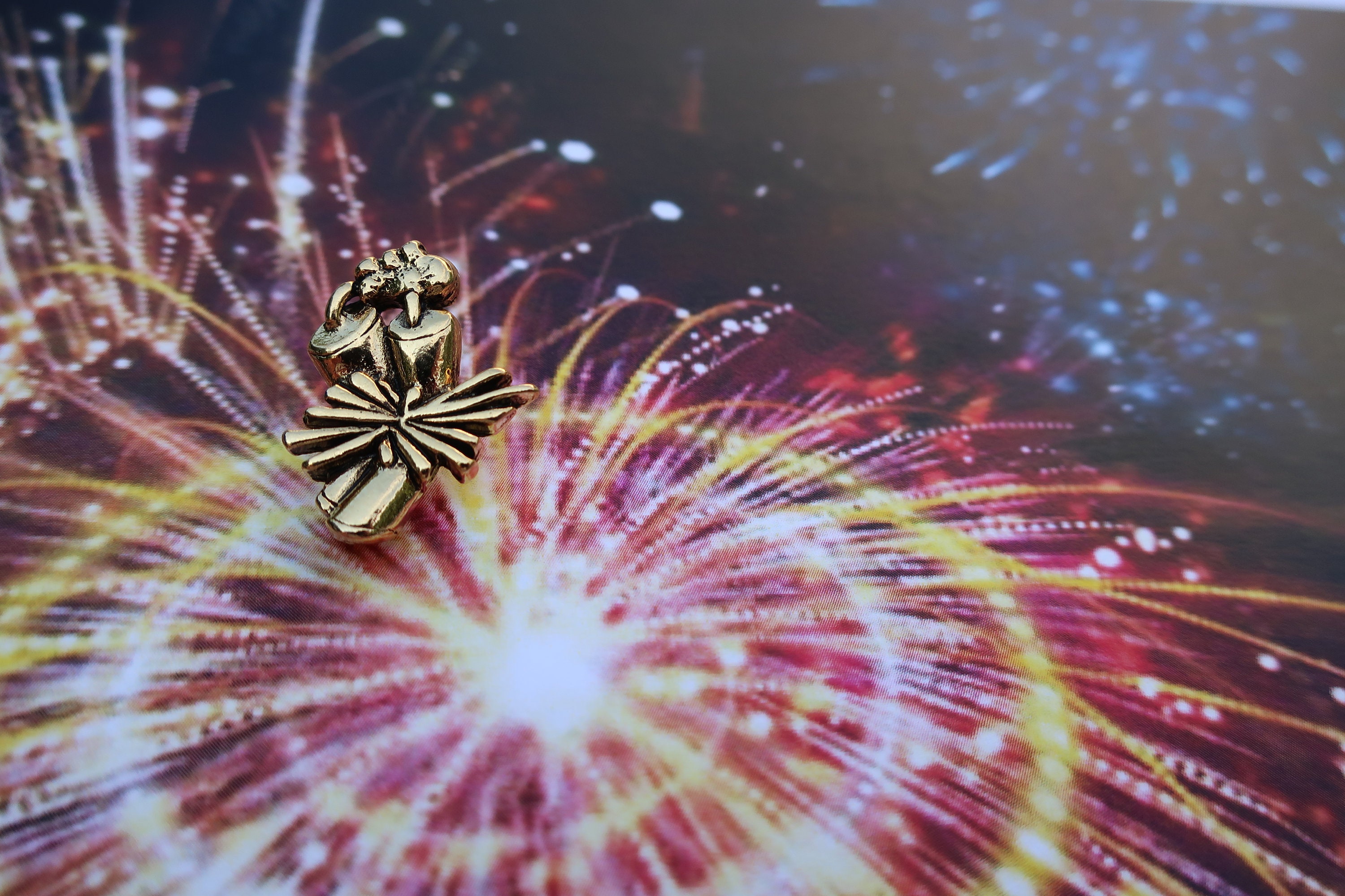 Gold Dynamite Lapel Pin CC567G Firecrackers Fireworks TNT - Etsy