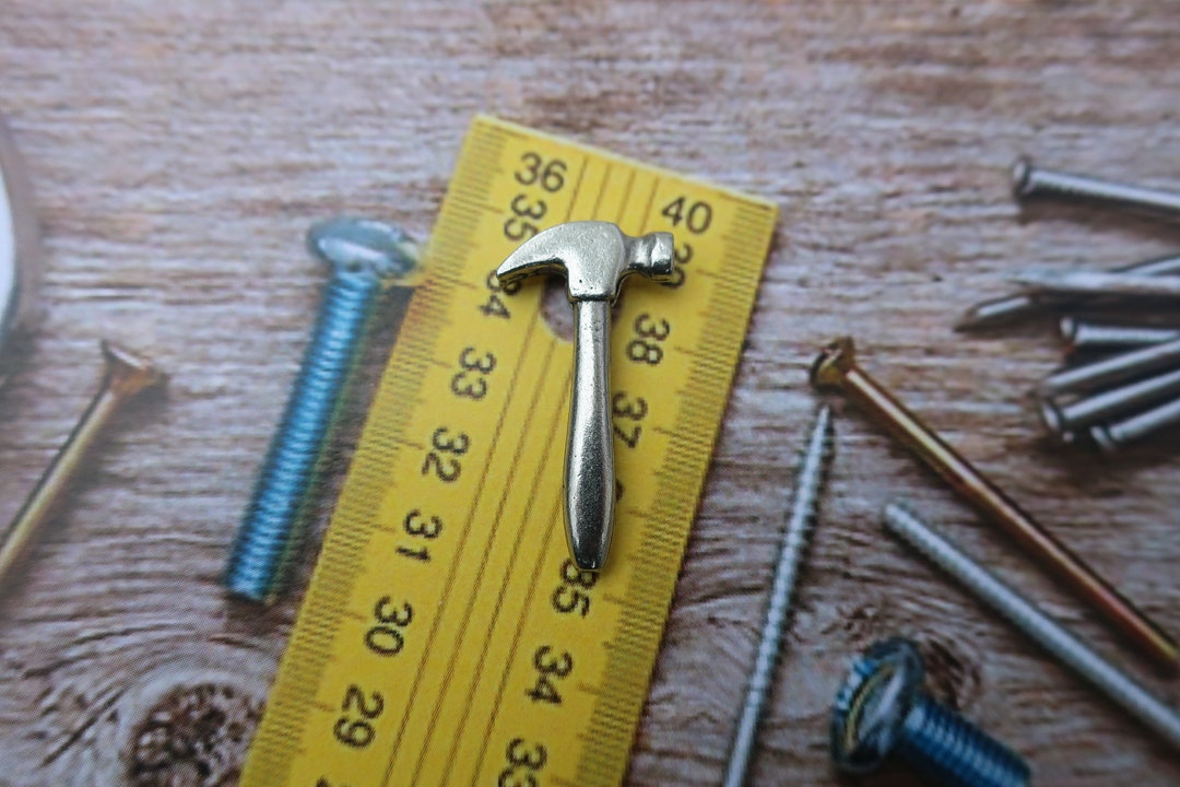 Hammer Lapel Pin - CC170- Hammer, Tools, Carpentry, Contractor, Handy ...