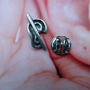 Hard of Hearing Pewter Lapel Pin- Deaf, Hearing, Hearing Loss, and ...