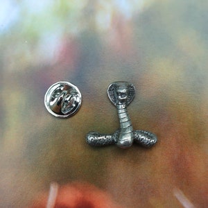Cobra Lapel Pin - CC313- Snake and Reptile Pins - Etsy