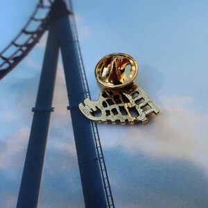 Gold Rollercoaster Lapel Pin-cc501g- Roller Coaster, Rollercoaster ...