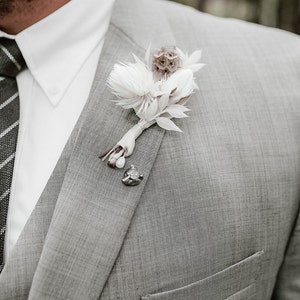 Bear Head Lapel Pin - CC542- Wilderness and Woodland Animals- Hunting ...