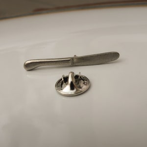 Butter Knife Lapel Pin - CC122- Silverware, Restaurants, Kitchen and ...
