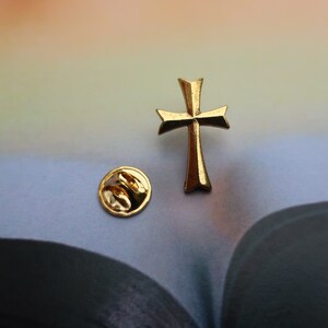 Gold Cross Lapel Pin- CC617G- Religious and Spiritual Pins- Church Pins ...