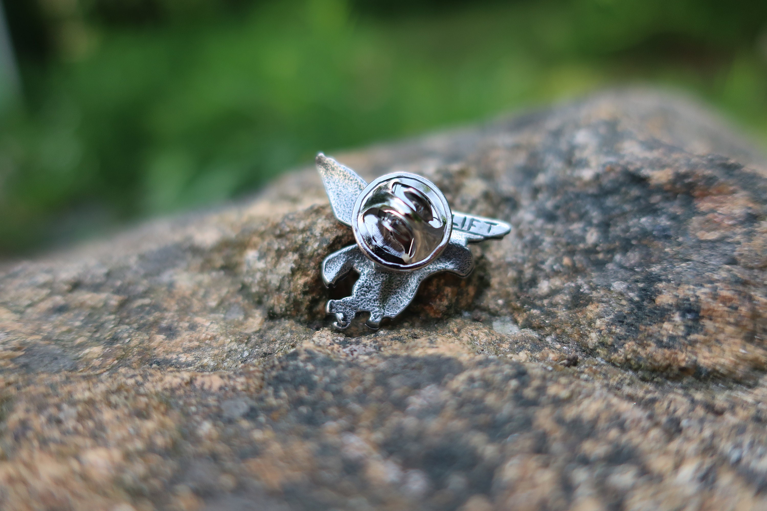 Falcon Lapel Pin CC168 Falcon Hawk Eagle Peregrine | Etsy