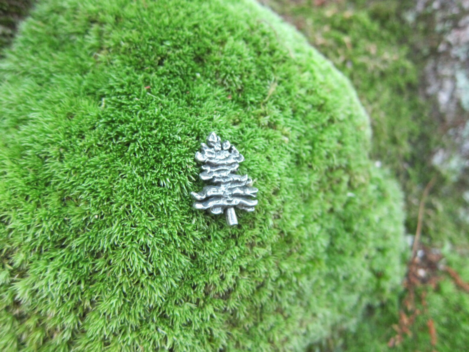 Northern White Pine Lapel Pin - CC564- Trees, Arborist, Preservation ...
