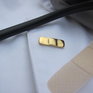 Gold Bandage Lapel Pin- CC418G- Medical, Hospital, and First Aid Gifts ...