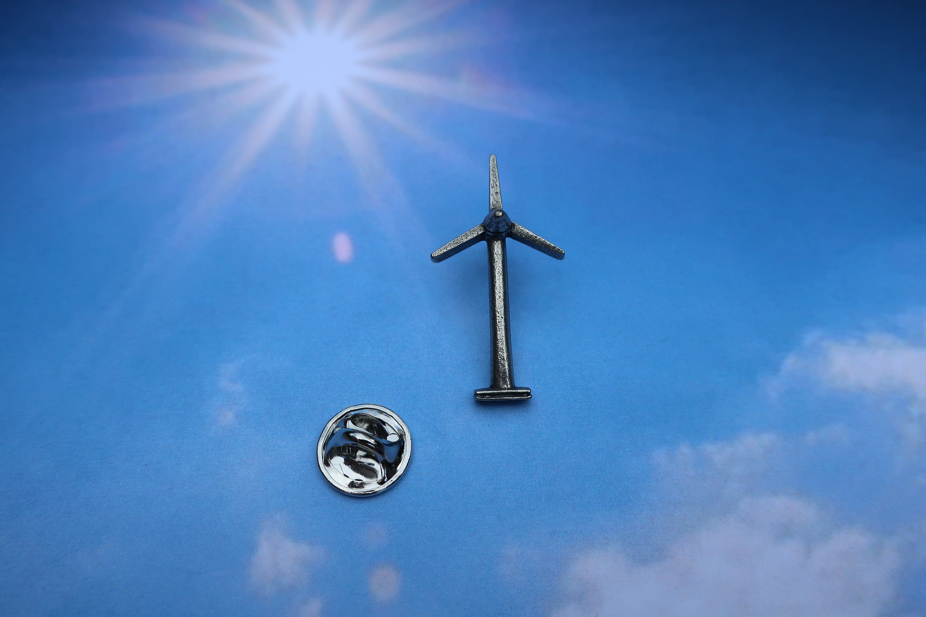 Wind Turbine Lapel Pin - CC387- Clean Energy, Solar Energy, Wind Energy ...