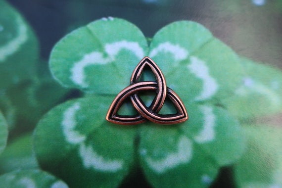 Celtic pins store