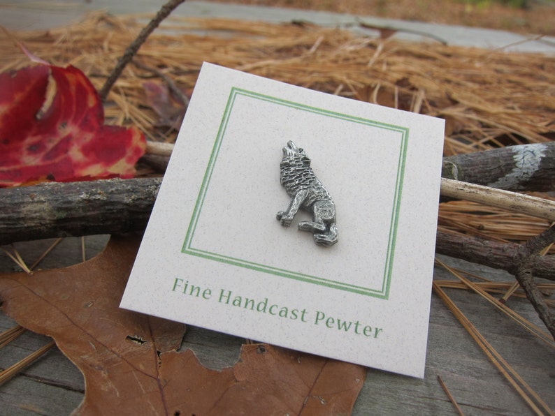 Wolf Lapel Pin CC471 Woodland Animal Wildlife Woods | Etsy