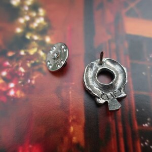 Wreath Lapel Pin- CC311- Wreath, Winter, Holiday, and Christmas Pins - Etsy