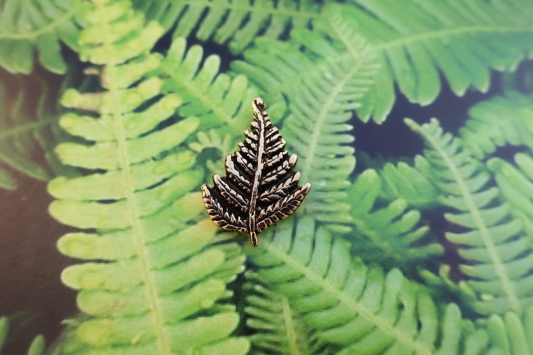 Fern Gold Dipped Pewter Lapel Pin - CC496G- Plant and Garden Gifts ...
