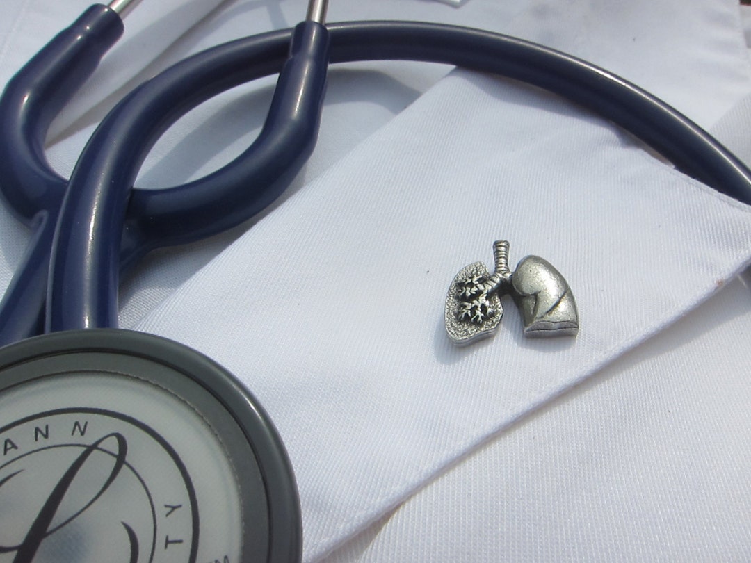 Lung Lapel Pin - CC390- Medical Anatomy and Respiratory White Coat Pins ...