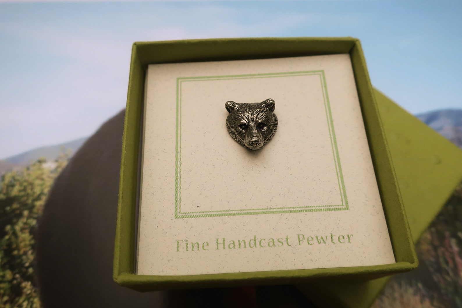 Bear Head Lapel Pin CC542 Wilderness and Woodland Animals | Etsy