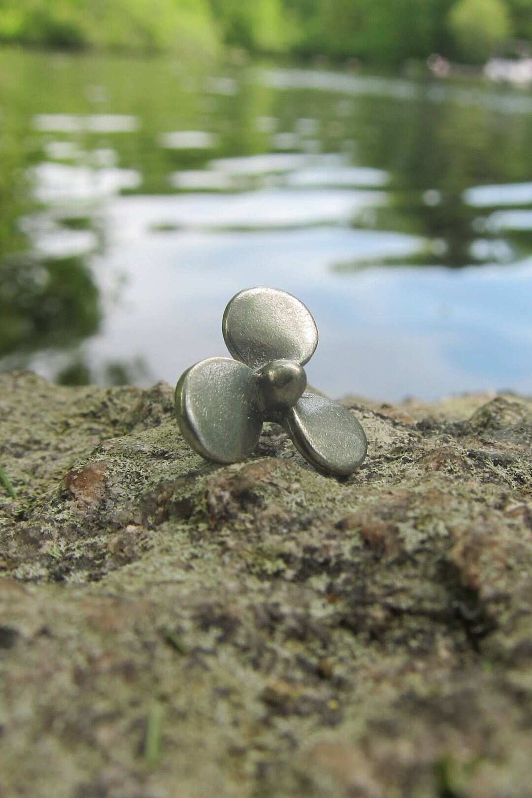 Boat Propeller Lapel Pin- CC491- Boating, Yachting, Lake, Pond, Summer ...