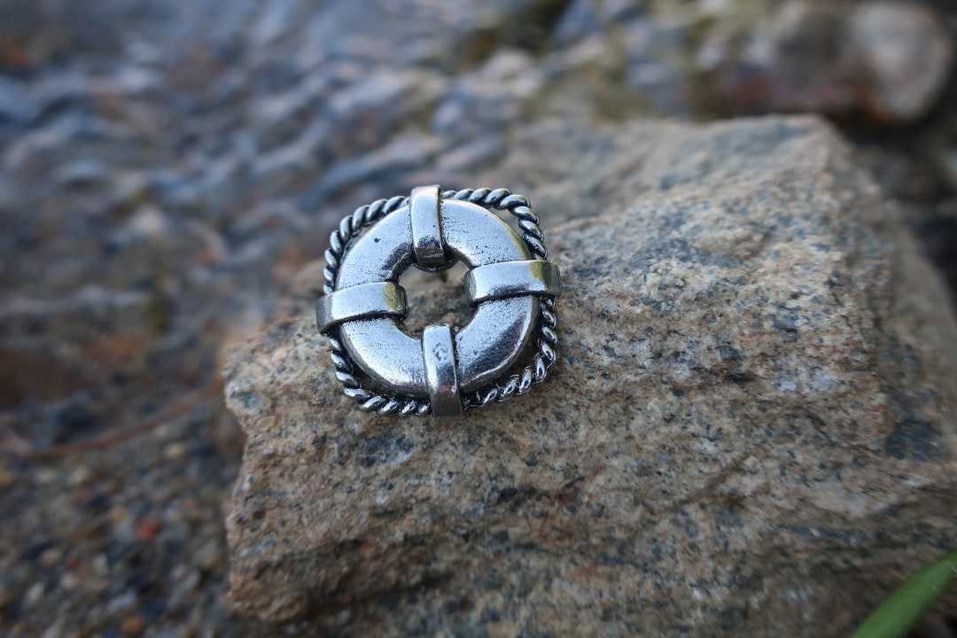Life Preserver Lapel Pins- CC435- Flotation, Life Saving, Safety Pins ...