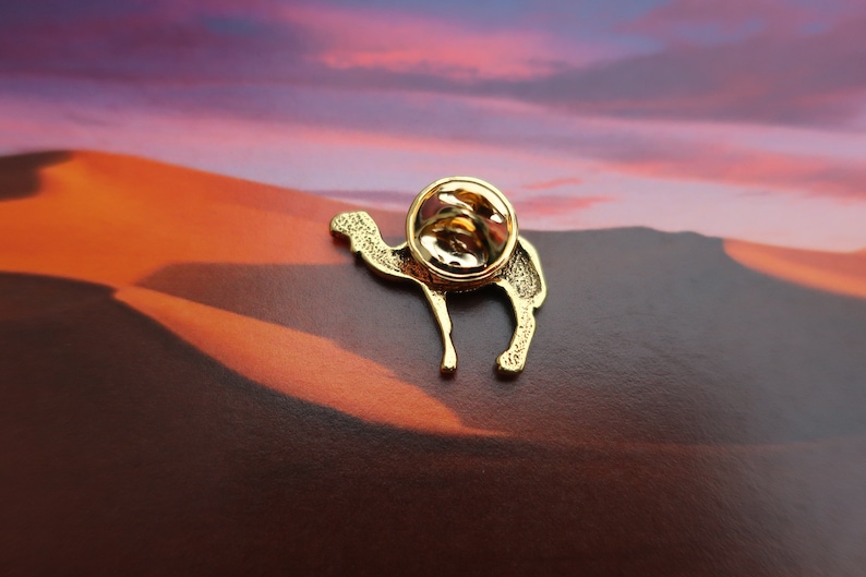 Gold Camel Lapel Pin- CC593G- Camel, Desert, Safari, and Zoo Animal ...