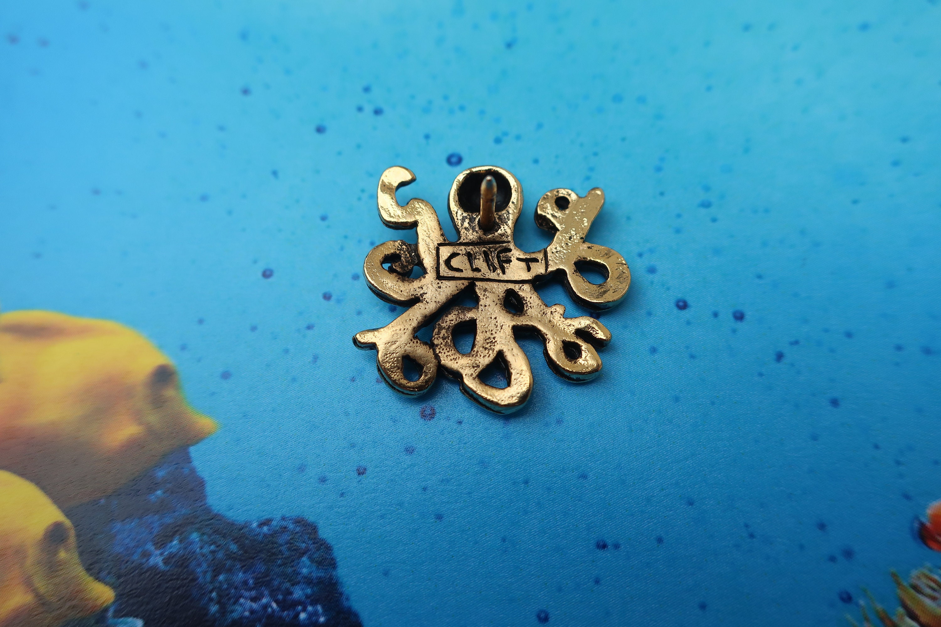 Octopus Gold Dipped Pewter Lapel Pin- CC661G- Octopuses, Aquarium ...