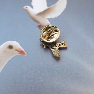 Dove Lapel Pin - CC424- Dove, Pigeon, Wedding, and Bird Pins - Etsy