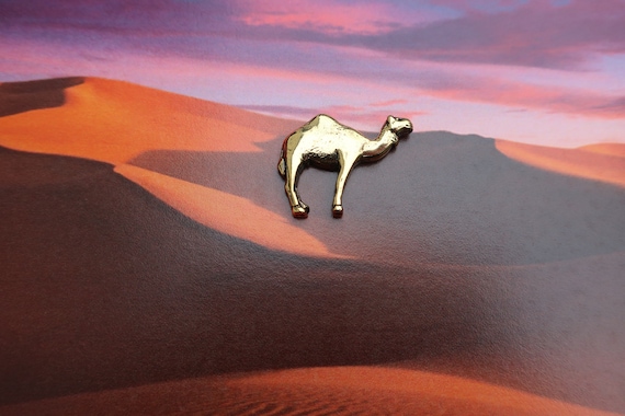 Gold Camel Lapel Pin CC593G Camel Desert Safari and Zoo | Etsy