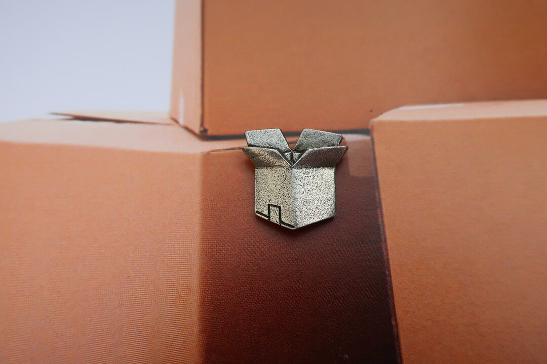 Shipping Box Pewter Lapel Pin- CC568- Shipping, Freight, Moving, and ...