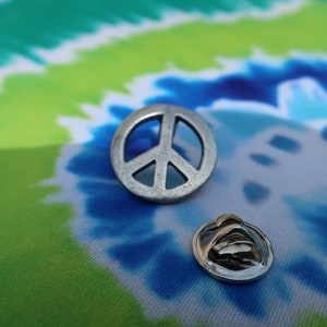 Peace Sign Lapel Pin - CC370- Peace, Hippie, Symbol of Peace - Etsy