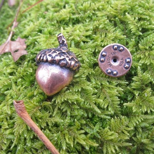 Copper Acorn Lapel Pin- CC292C- Nature, Woods, Hiking, Acorn and Oak ...