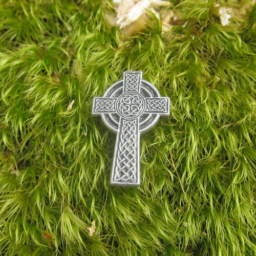 Gold Celtic Cross Lapel Pin-cc512g Celtic Irish Gaelic and - Etsy