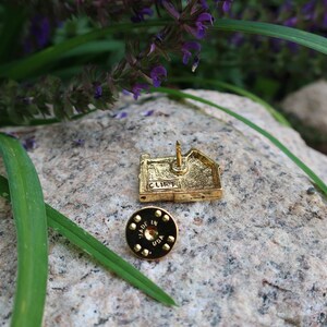 Gold House Lapel Pin- CC613G- House, Home, Realty, and House Warming ...