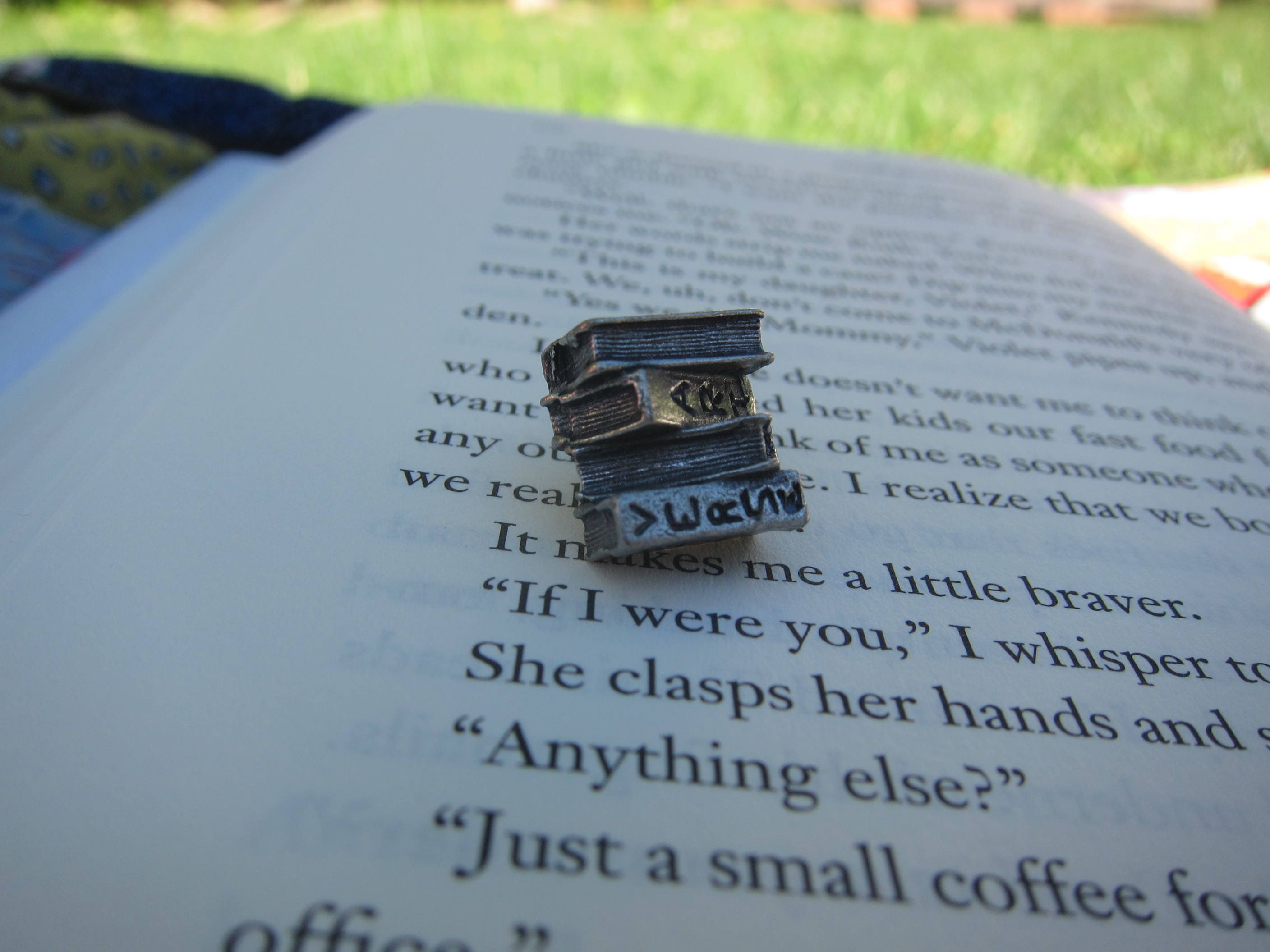 Stack of Books Lapel Pin CC444 Reading Literature and - Etsy