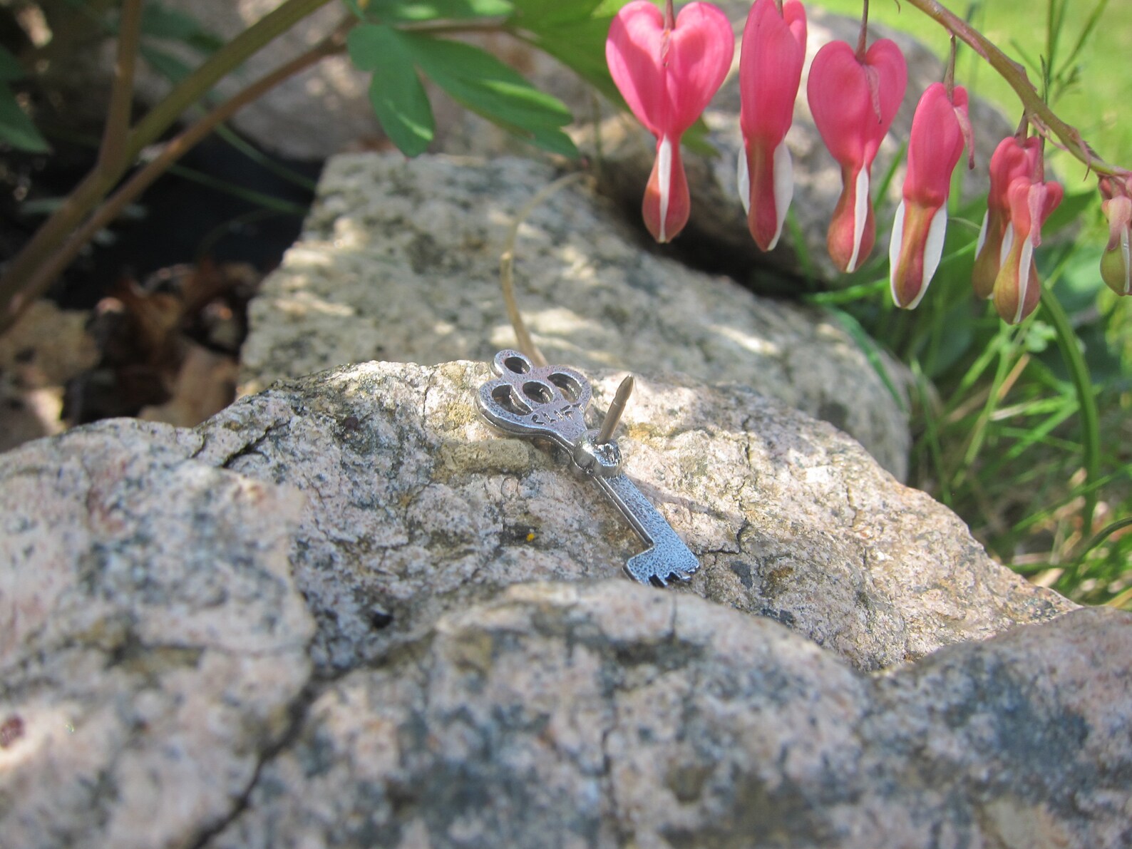 Skeleton Key Lapel Pin CC417 Key Skeleton Key Hotel - Etsy