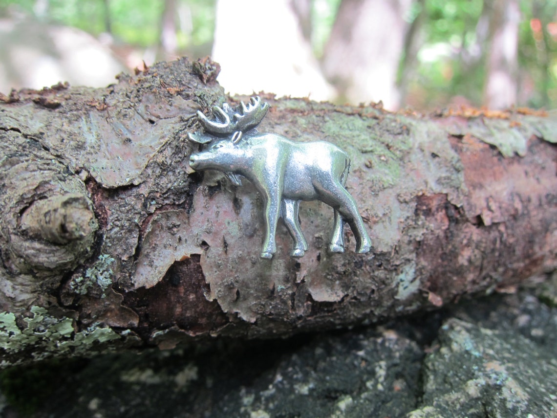Moose Lapel Pin - CC131- Moose, Elk, Nature, Wildlife, and Woodland ...