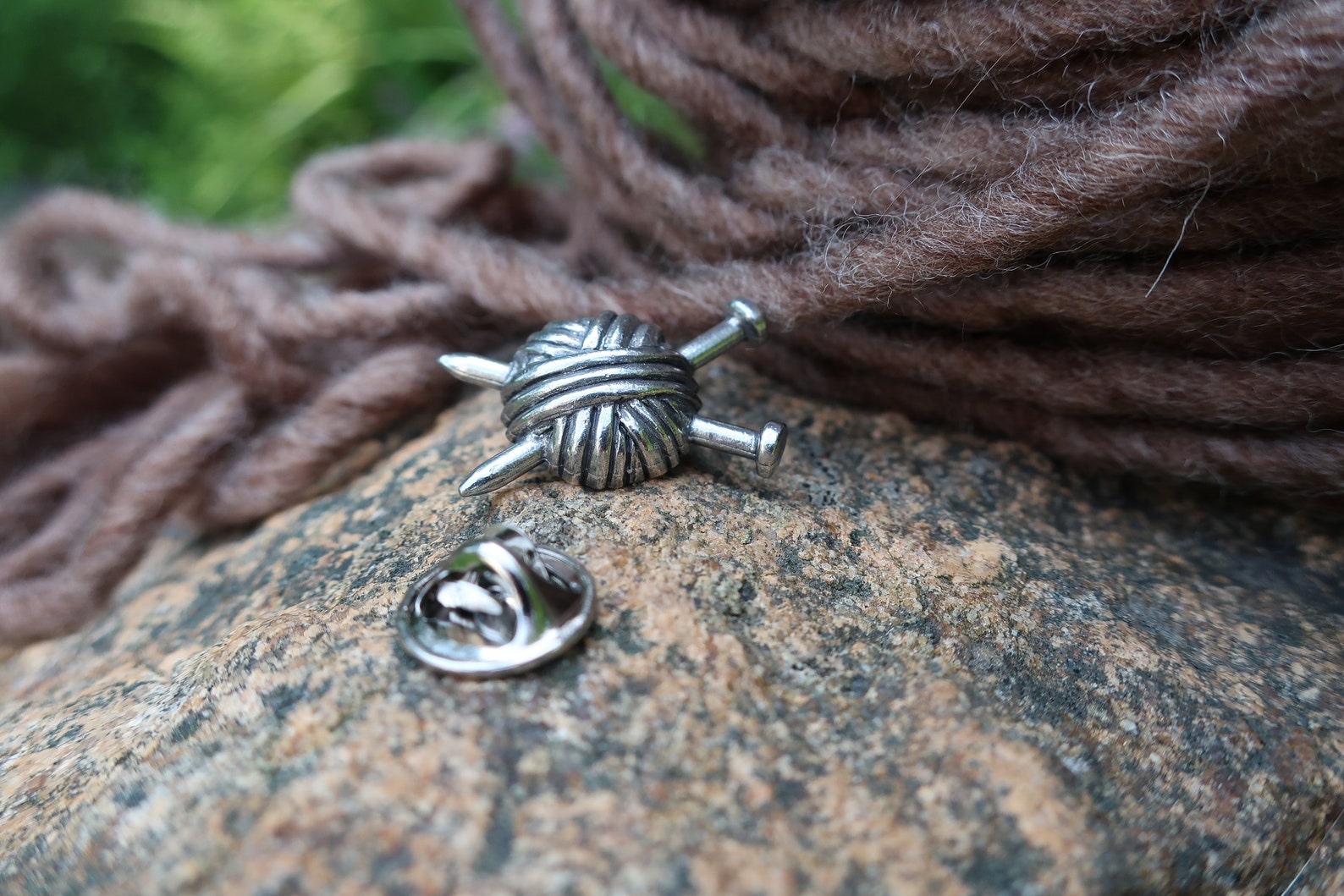 Knitting Needles Lapel Pin CC638 Knitting Quilting | Etsy