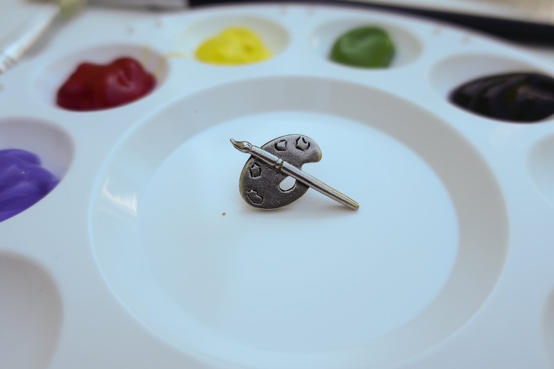 Artist Palette Lapel Pin- CC334- Art, Paint, Painting, Artistic and Art ...