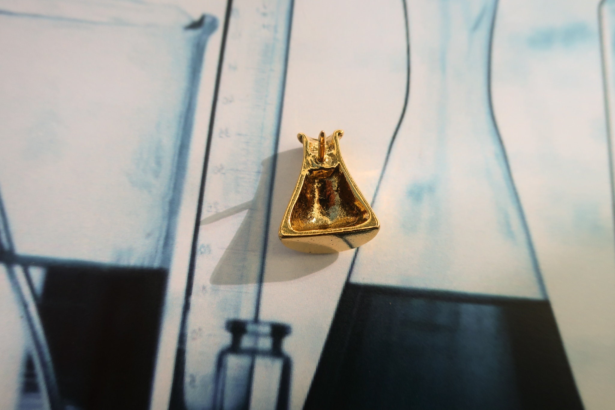 Gold Flask Lapel Pin- CC296G- Science and Laboratory Pins for ...