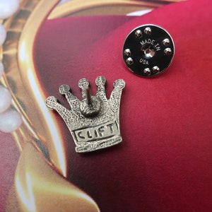 Crown Lapel Pin - CC359- Royalty, Royal, Princess, Queen, King, Crown ...