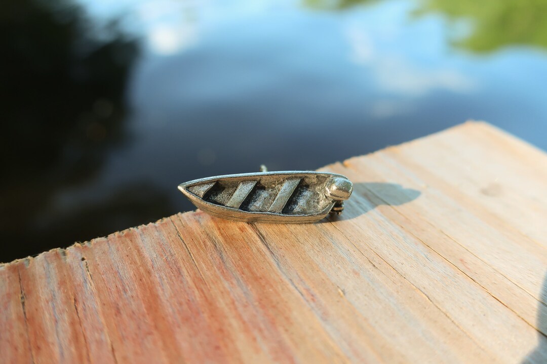 Motorboat Lapel Pin - CC294- Boating, Lake, Pond, Boats, Summer Fun ...