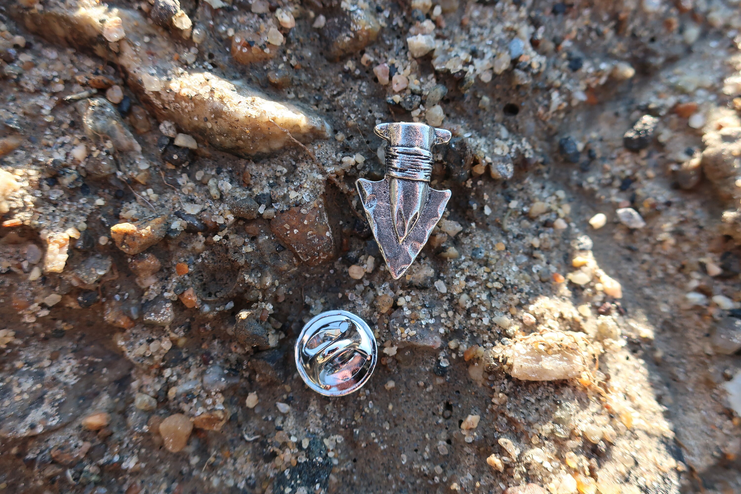 Arrowhead Lapel Pin CC410 Arrows Artifacts Archery Stone - Etsy