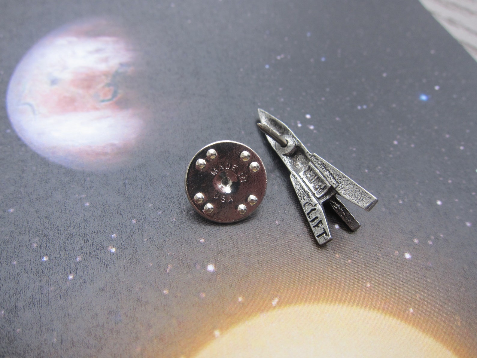 Rocket Lapel Pin CC212 Missile, Spacecraft, and Aircraft Pins, Rocket ...