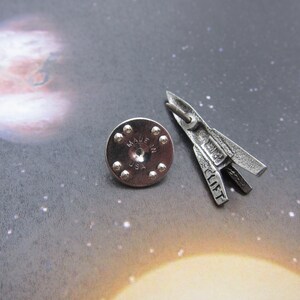Rocket Lapel Pin - CC212- Missile, Spacecraft, and Aircraft Pins ...